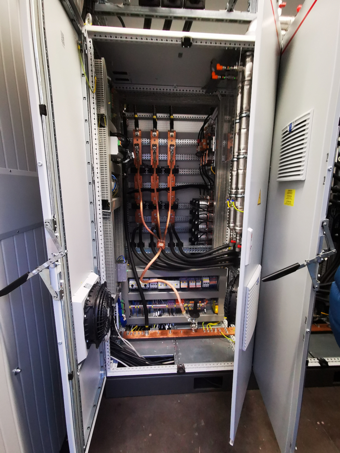 Ladeinfrastruktur für Batterietriebzüge: Zukunft der Schienenfahrzeuge